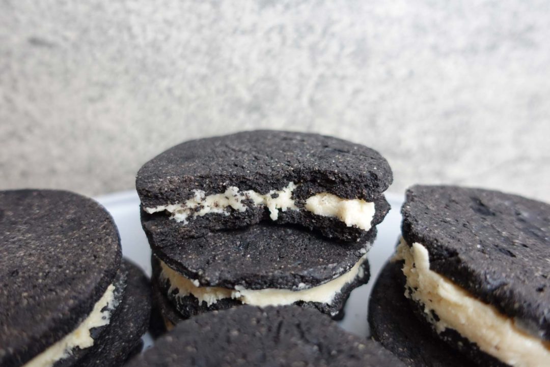 Healthy High-Protein Oreo Cookies