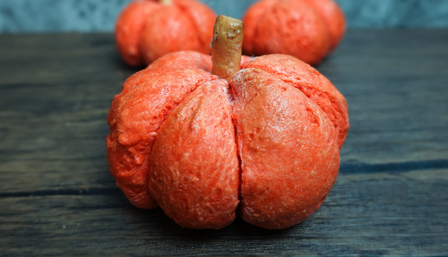 Pumpkin Shaped Bagels - A Fun & Simple Fall Recipe