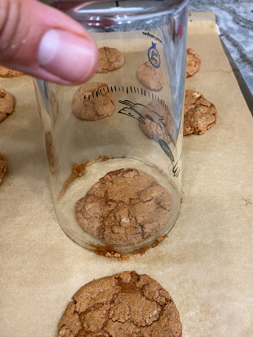 High-Protein Oatmeal Cream Pies (Little Debbie Copycat)