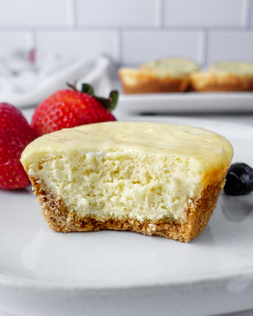 Mini Low-Calorie Cheesecakes Perfect For Meal Prep