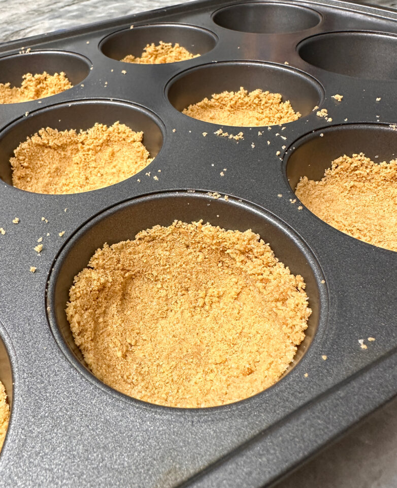 Mini Low-Calorie Cheesecakes Perfect For Meal Prep