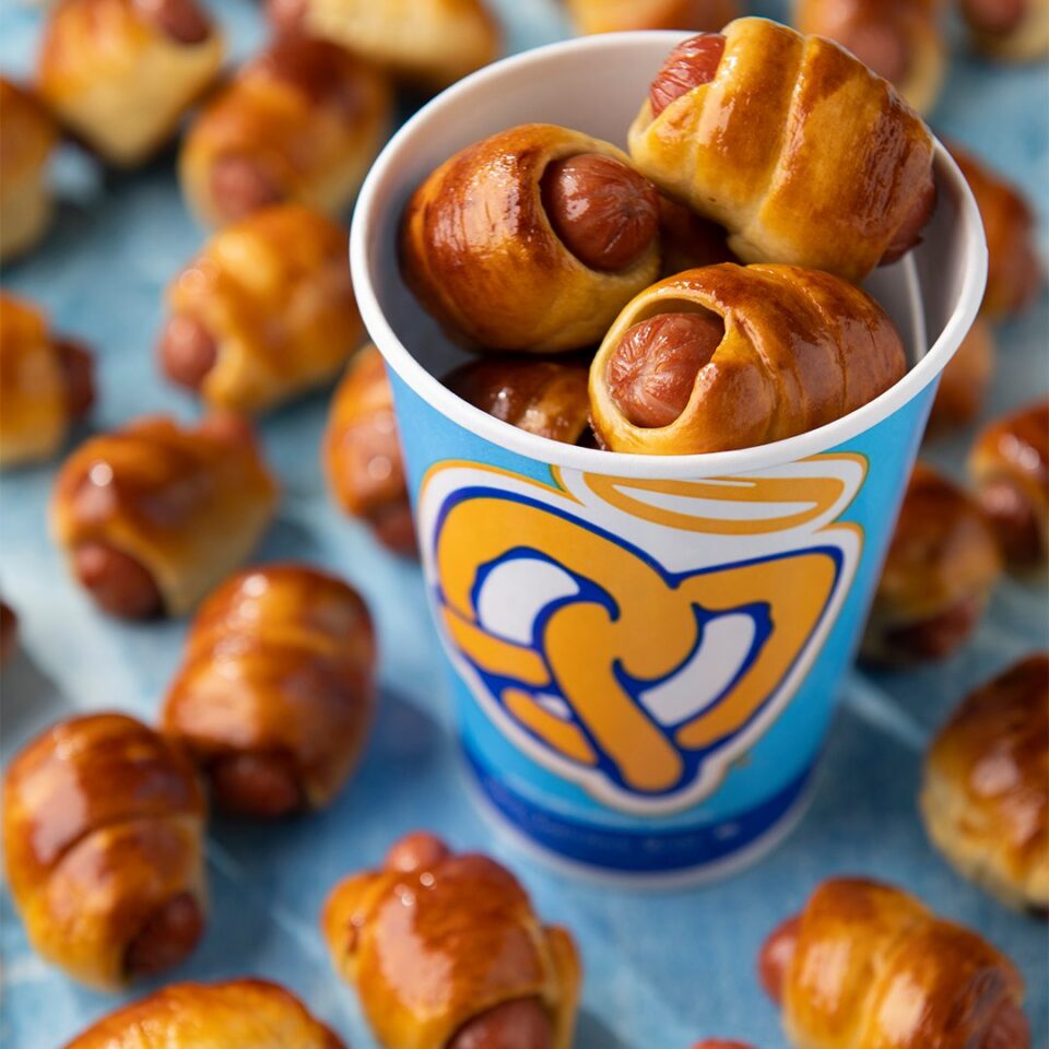 Auntie Anne's Menu Nutrition Guide [With Infographics]